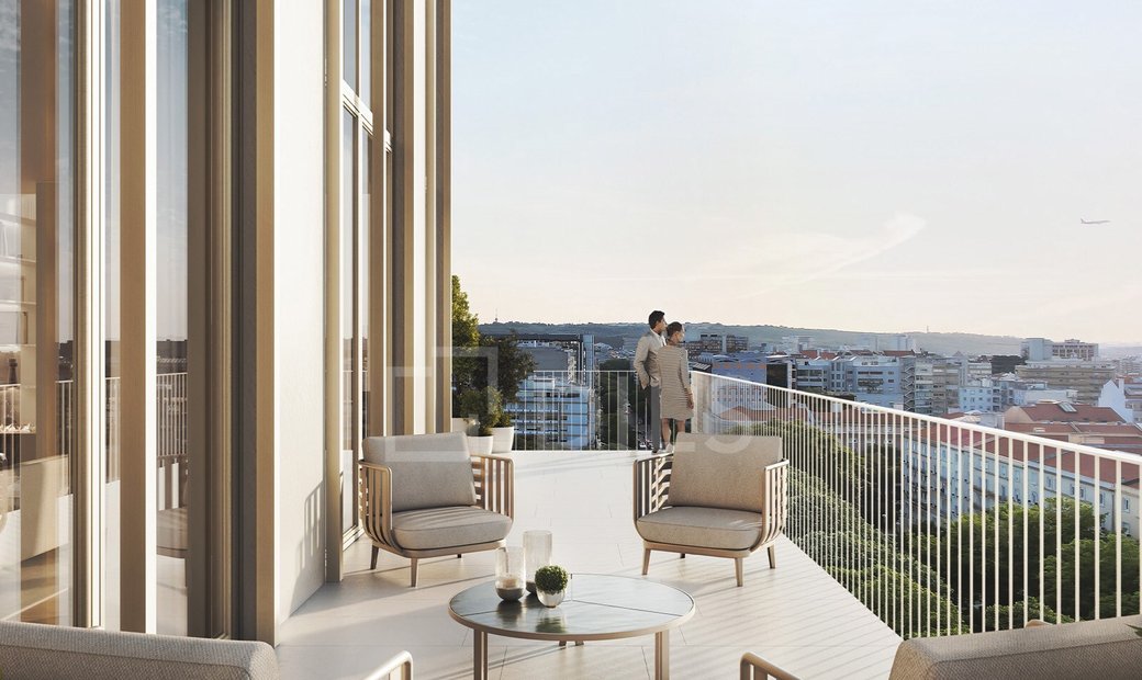 6 Bedroom Apartment Triplex Penthouse With Balcony In Areeiro, Lisbon ...