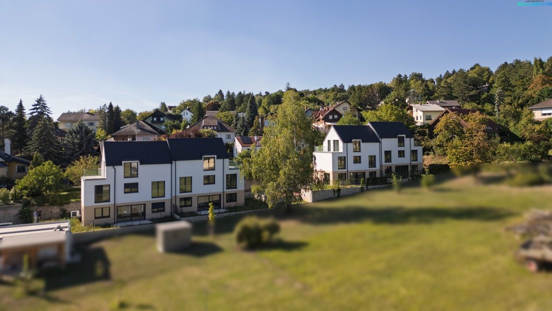 Nur Noch 3 Häuser Verfügbar Exklusive In Hagenbrunn, Lower Austria ...