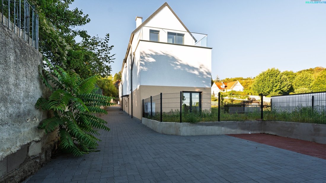 Nur Noch 3 Häuser Verfügbar Exklusive In Hagenbrunn, Lower Austria ...