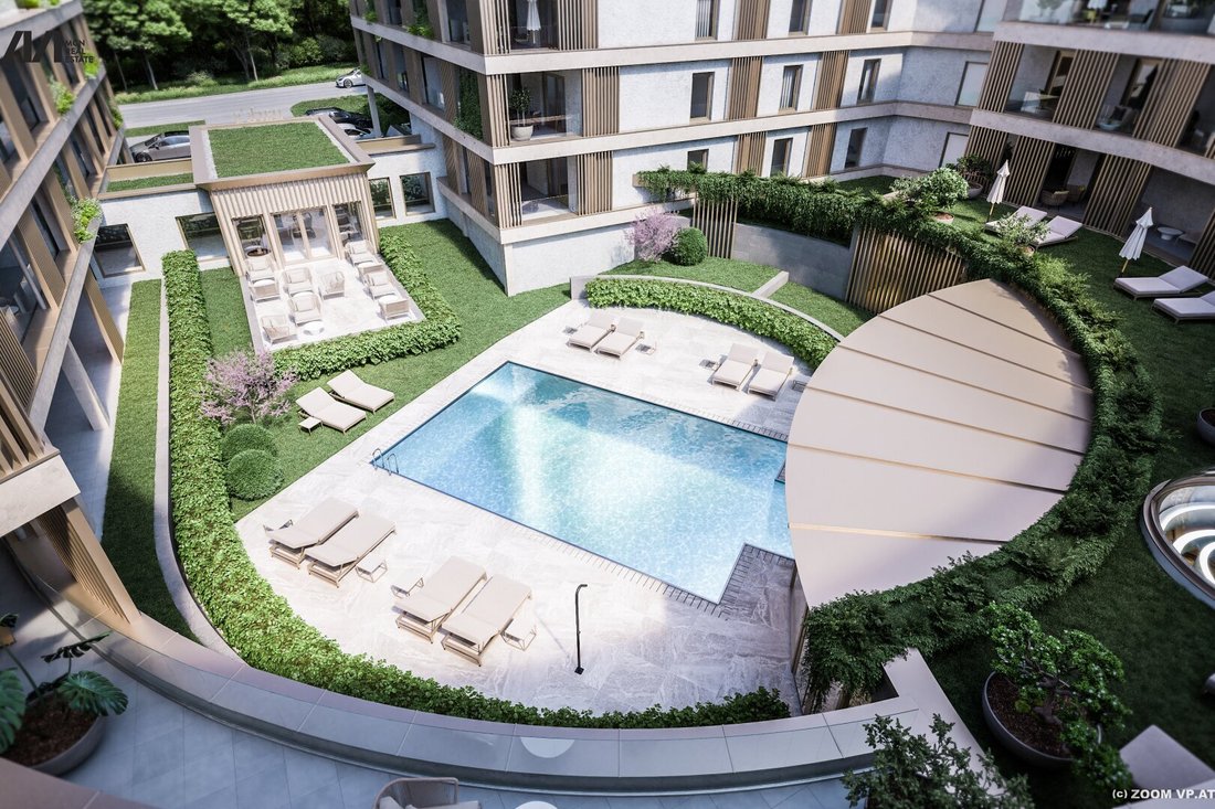 Thermalwasser, Natur Und Architektur Prägen Ein In Villach, Carinthia ...