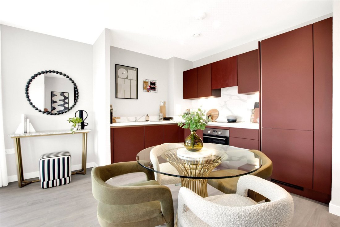 Appartement Plat, Brook Avenue, Wembley, Dans Wembley, Angleterre ...