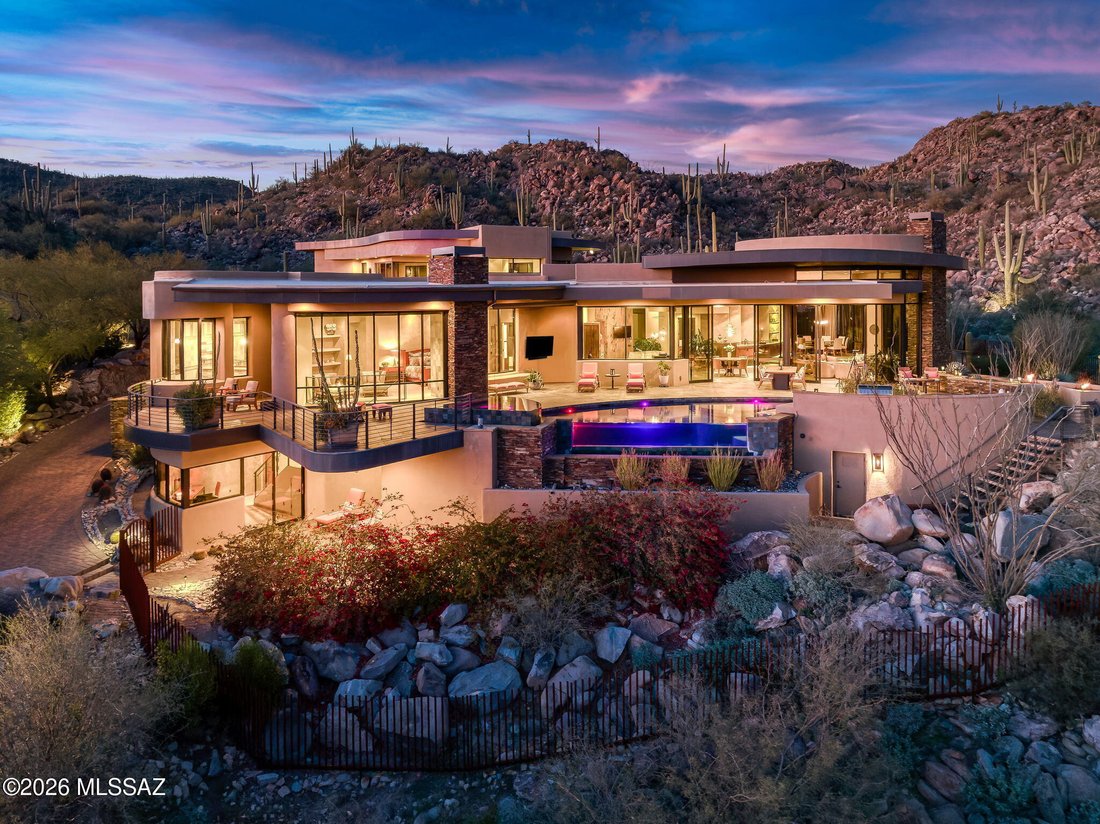 Summit Estate Met En Valeur L'éclat Dans Oro Valley, Arizona, états ...