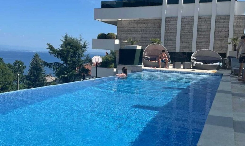 Villa De Luxe Exclusive Avec Dans Grad Opatija, Primorje Gorski Kotar ...