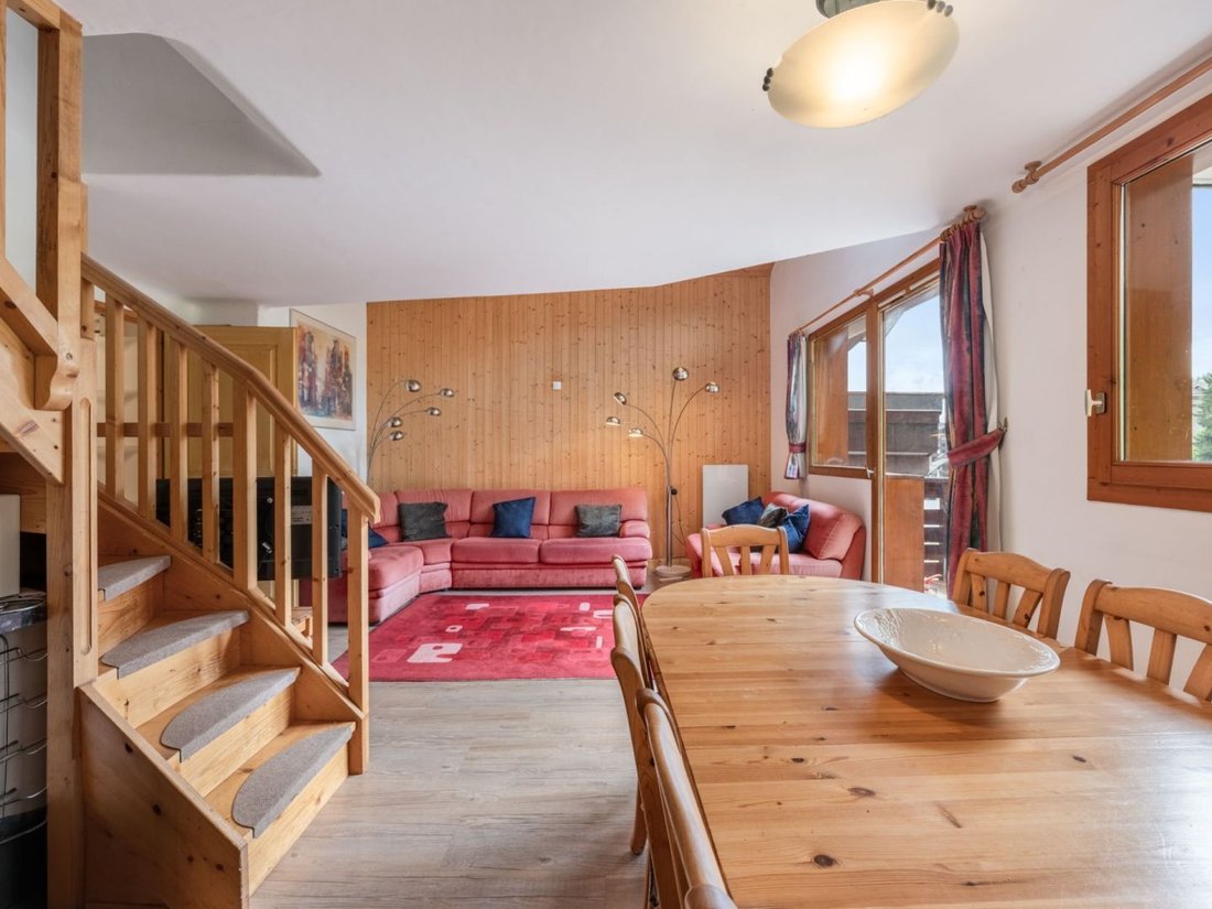 Attique 3 Chambres Idéalement Dans Courchevel, Auvergne Rhône Alpes ...