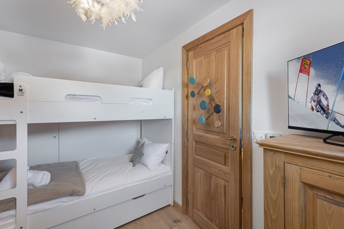 Chalet Idéalement Situé Dans La Dans Courchevel, Auvergne Rhône Alpes ...