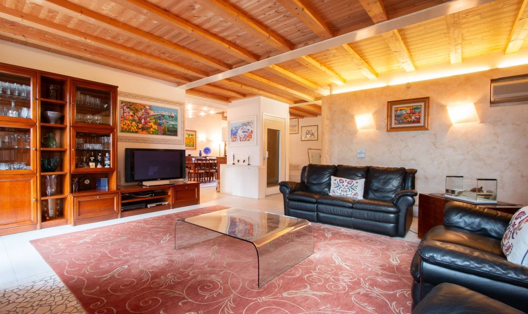 Villa For Sale In Vigasio In Vigasio, Veneto, Italy For Sale (17057201)