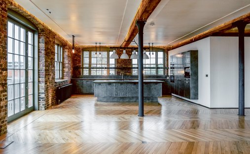 Luxury homes for sale in Chalk Farm, Camden, England | JamesEdition