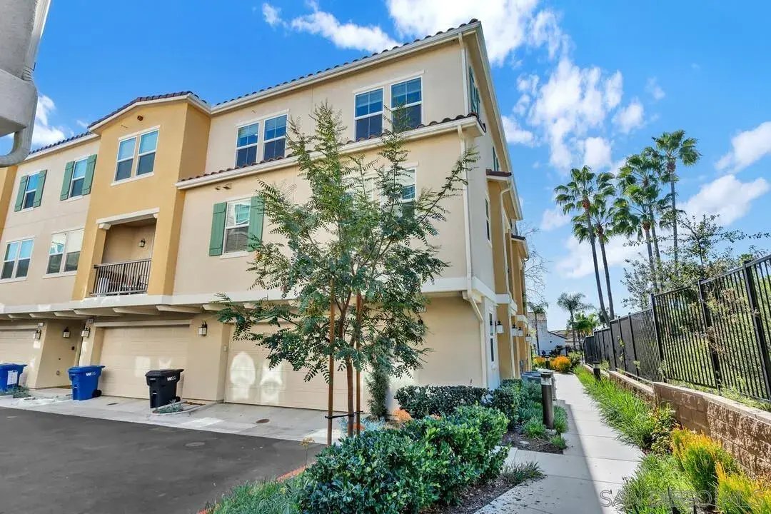 2822 Juniper Berry In Spring Valley, Kalifornien, Vereinigte Staaten Zu ...