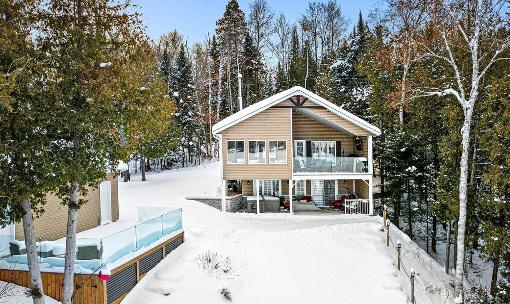 Résidentiel Lac Simon Dans Boileau, Québec, Canada à Vendre (17064491)