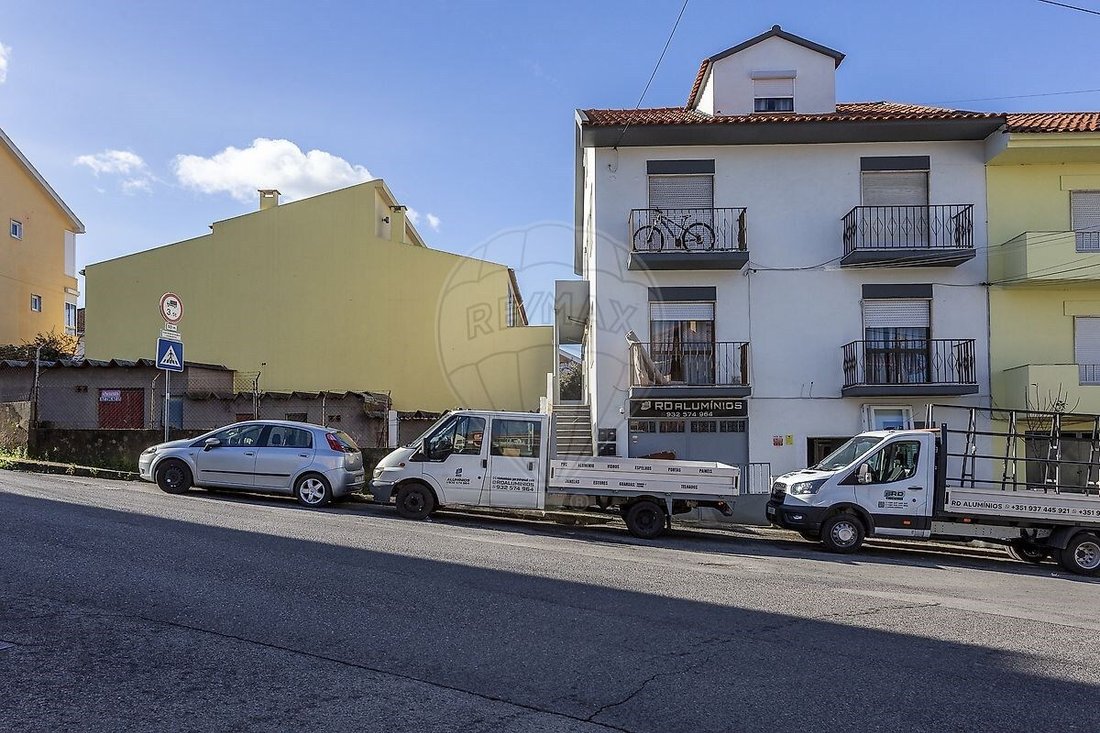 Building For Sale In Pontinha E Famoes, Lisbon, Portugal For Sale ...