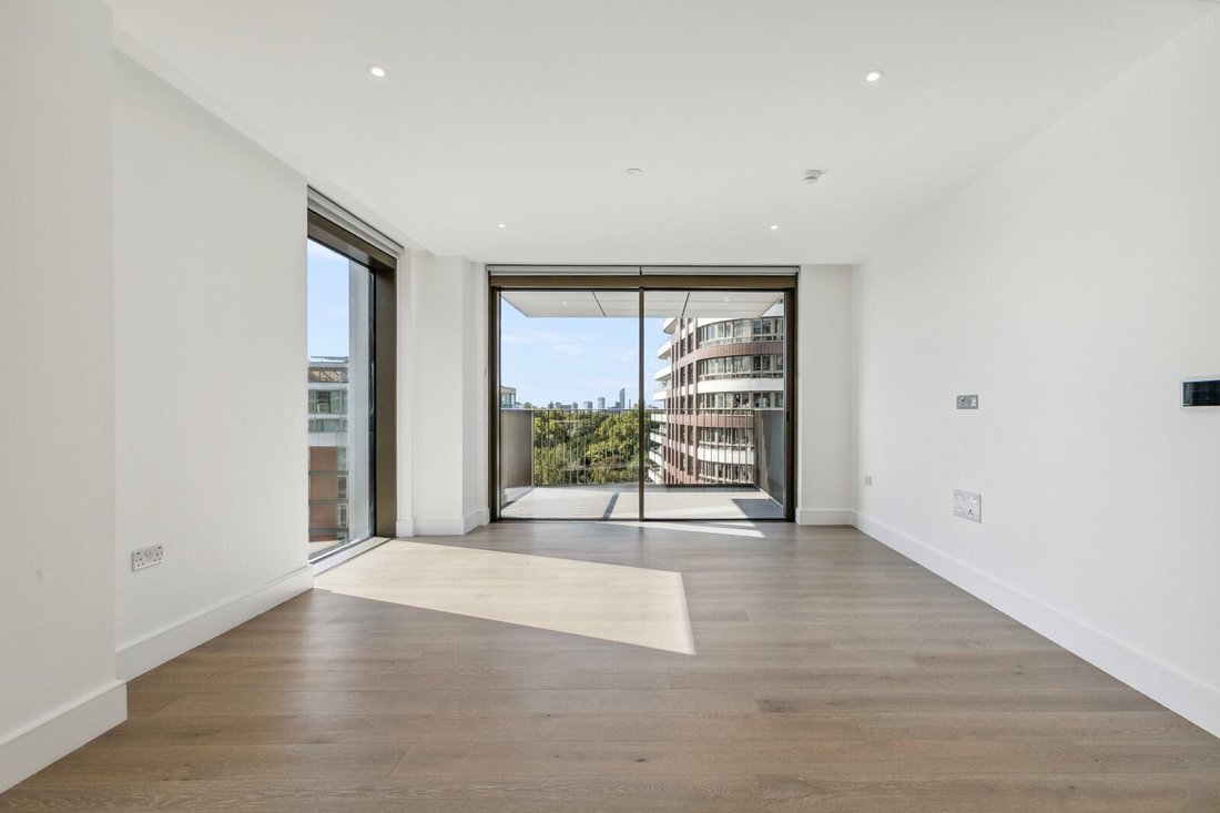 Darwin House, , Sw11 In London, England, United Kingdom For Sale (17069781)