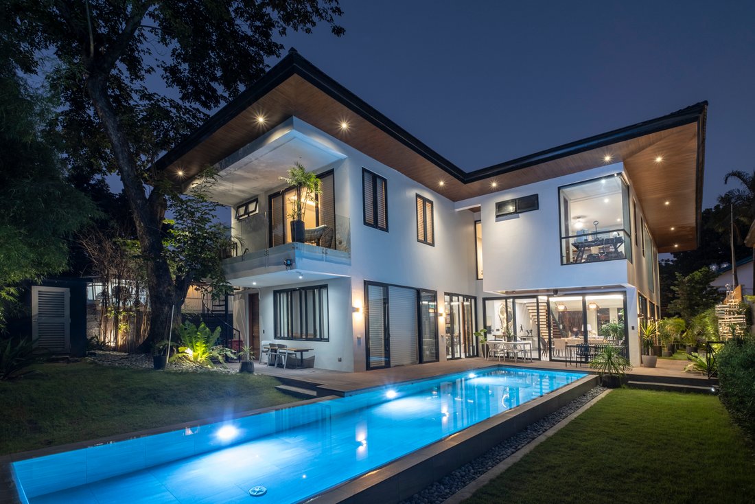 Modern Resort Smart Home In La Vista, In Quezon City, Metro Manila ...