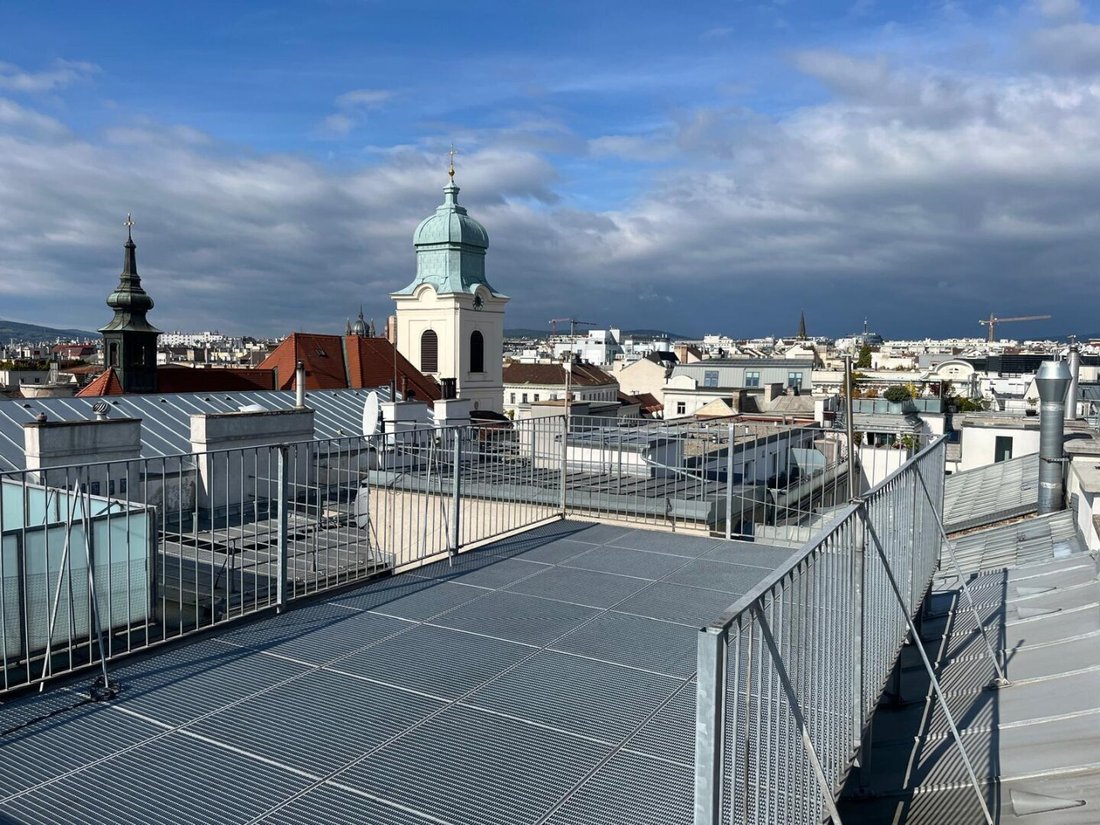 Ganzes Dachgeschoß | Dachterrasse Mit 360° Wienblick | In Vienna, Wien ...