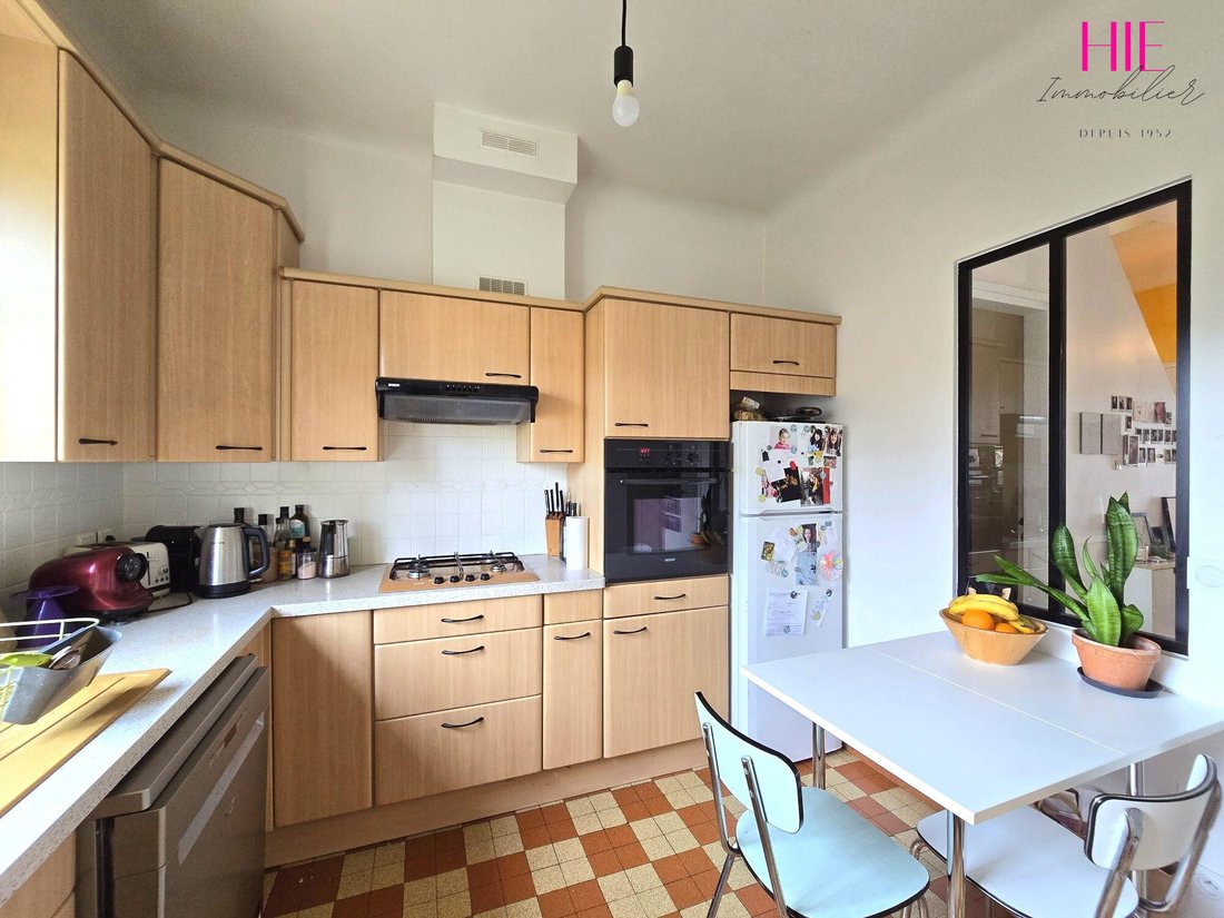 Bondy Traditional Dans Bondy, île De France, France à Vendre (17150985)