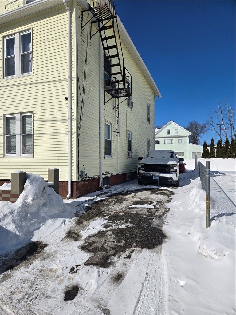 Multi Family In Cumberland In Cumberland, Rhode Island, United States ...