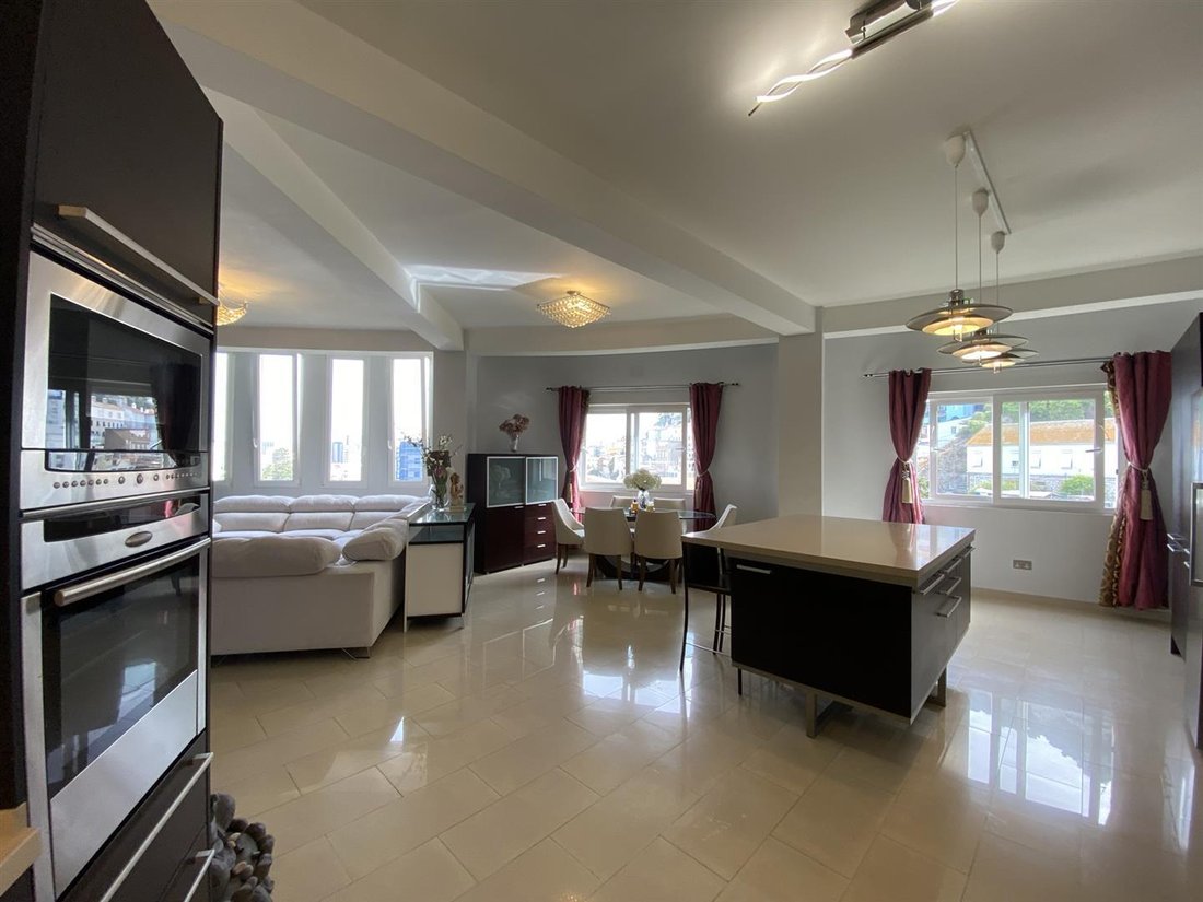 Beautiful 4 Bedroom Apartment In Trafalgar House, In Gibraltar ...