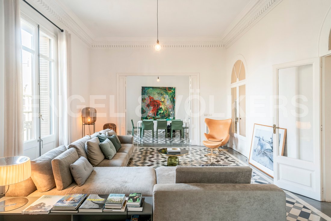 Exclusive And Unique Flat With Terrace In In Eixample, Barcelona, Spain ...