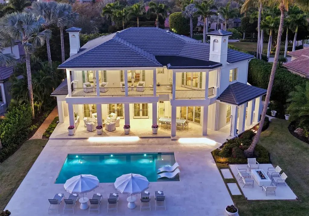 Coastal Luxe Estate With Unrivaled In Longboat Key, Florida, United ...