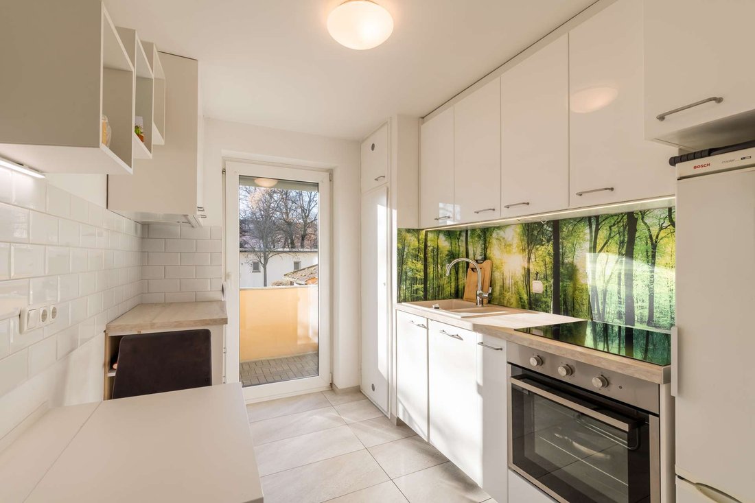 Well Designed 3 Room Apartment With Balcony And In Munich, Bavaria ...