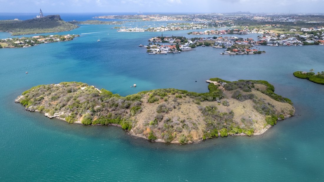 Isla Di Jerba — An Extraordinary Private Island In Willemstad, Curaçao ...