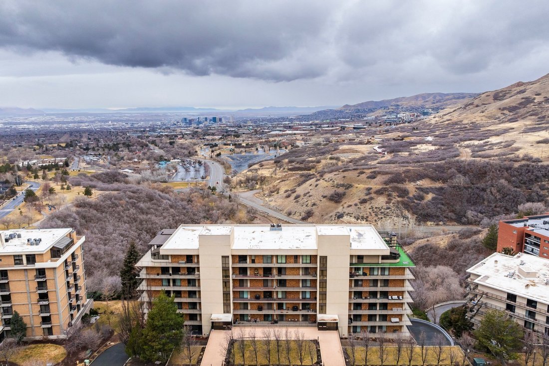 Stunning Donner Place Condo With In Salt Lake City, Utah, United States ...