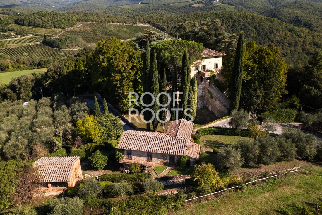 Historic 102.1 Hectare Wine Estate In Castelnuovo Berardenga, Tuscany ...