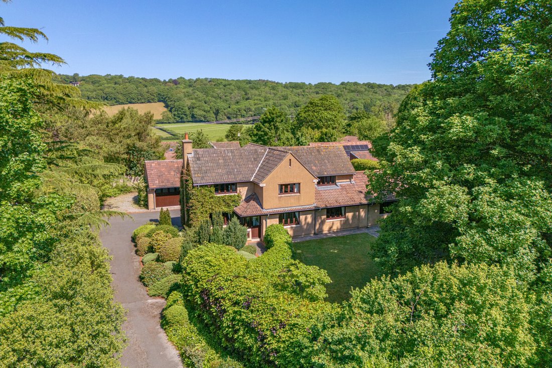 5 Bedroom Detached House For Sale In In Tickenham, England, United ...