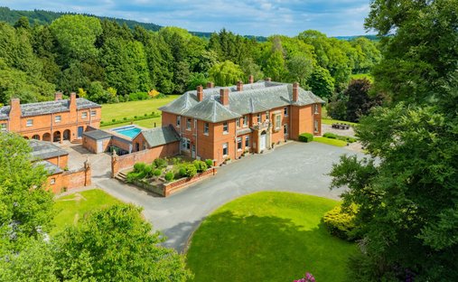 Luxury estates with tennis court for sale in Letton, England, United ...