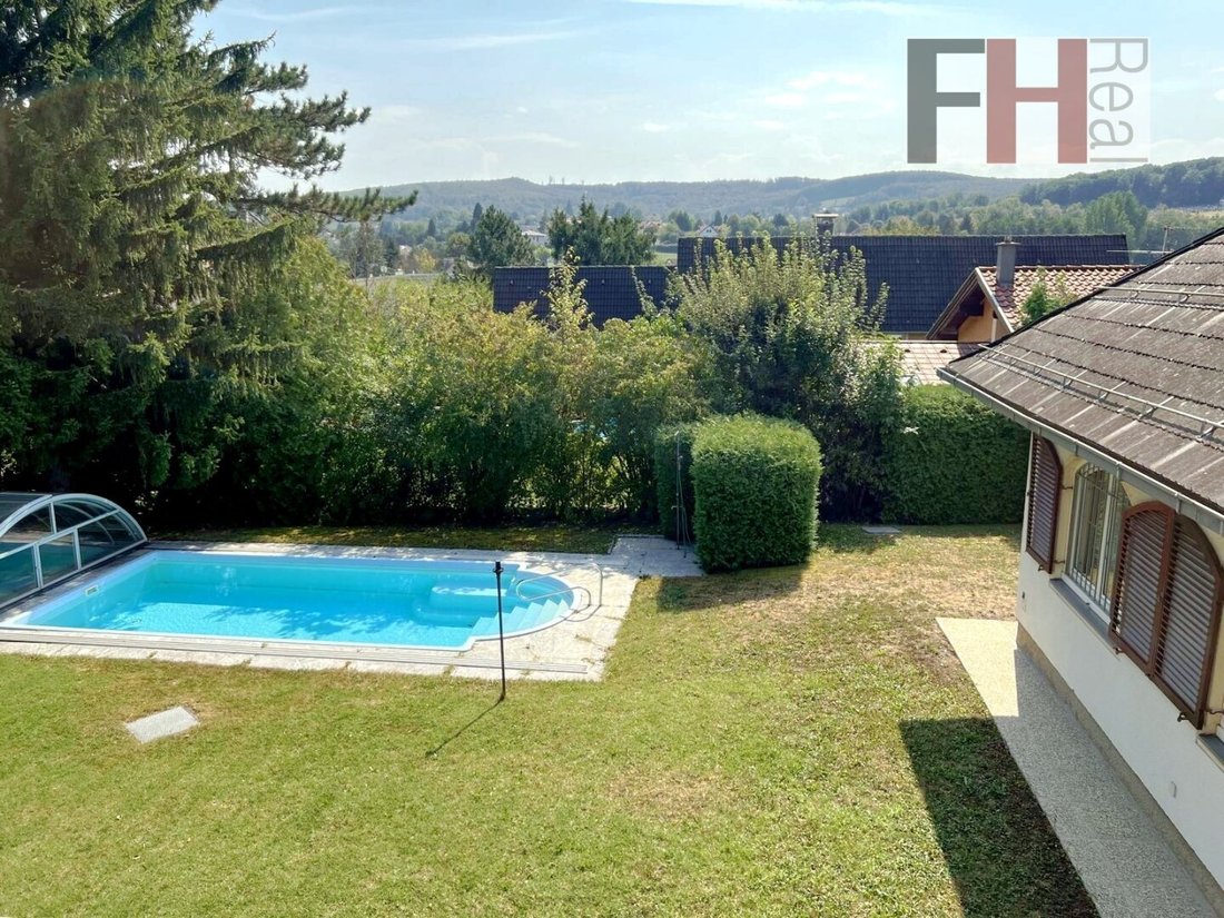 Provisionsfrei! Solider Bungalow Mit Viel In Gablitz, Lower Austria ...