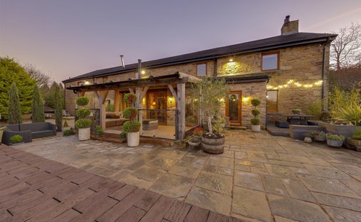 Luxury mountain view homes for sale in Bankside, Borough of Rossendale ...