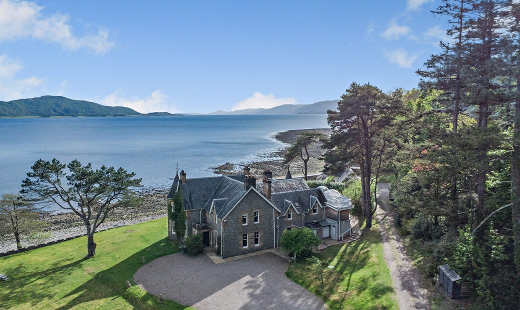 A Beautiful Property On The Banks Of Loch In Onich, Scotland, United ...