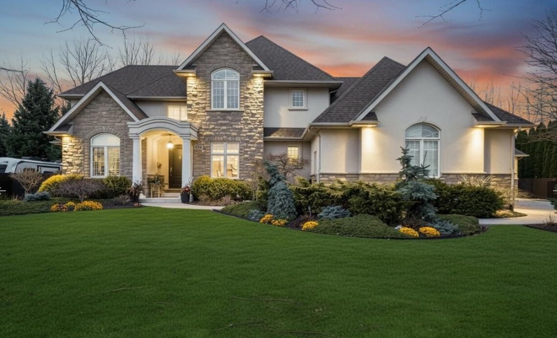 Welcome To An Exceptional Estate In Calaguiro En Niagara Falls, Ontario ...