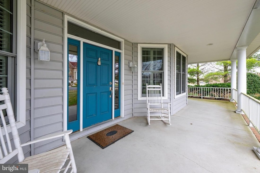 Timeless Elegance Meets Modern Luxury In This In Lewes, Delaware ...