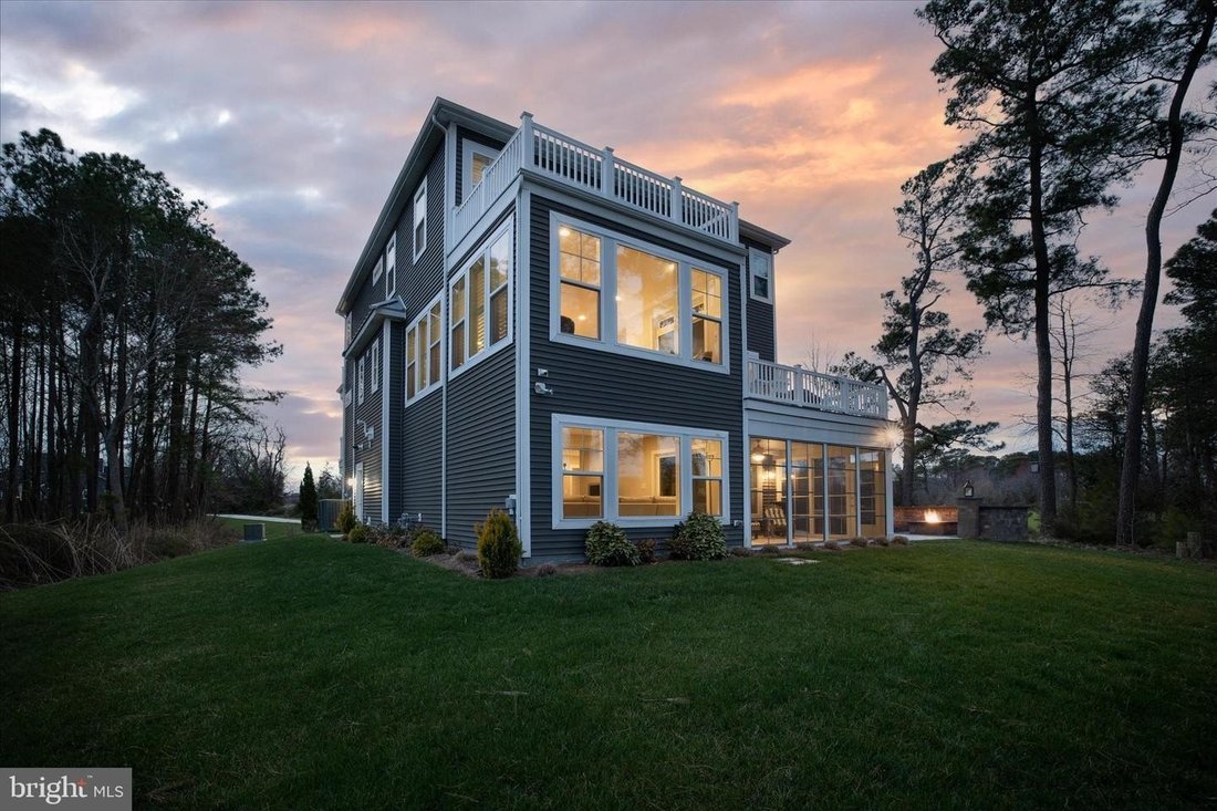 Coastal Luxury Retreat With Breathtaking In Lewes, Delaware, United ...
