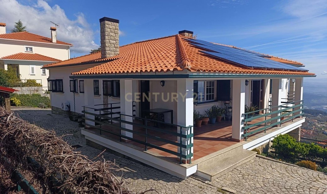 6 Bedroom Villa Caramulo | 296m² | Rustic In Guardao, Viseu District ...