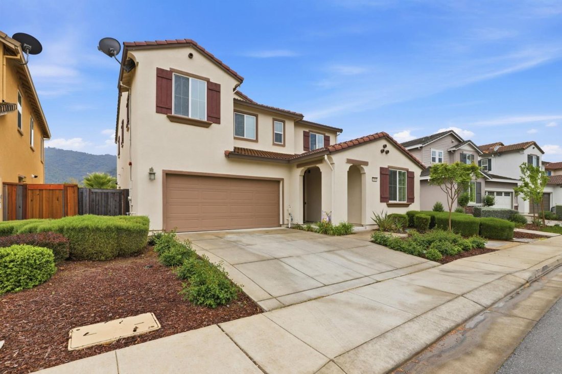Single Family Home/House Gilroy United In Gilroy, California, United ...