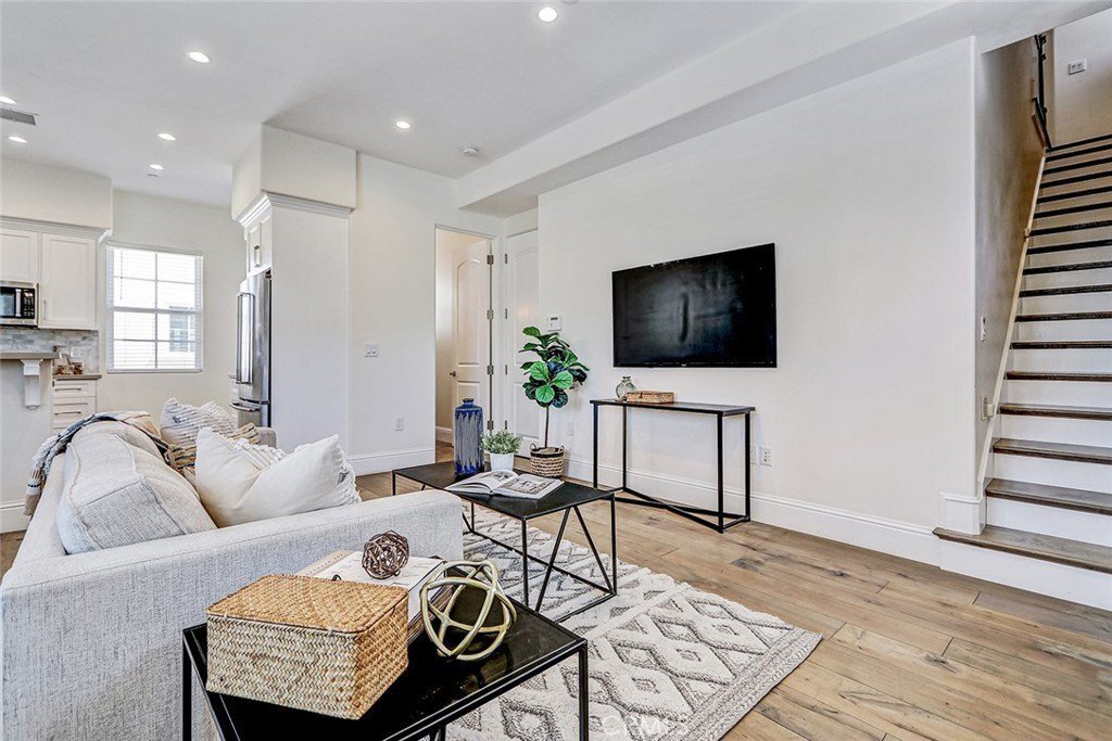 Modern Townhome With Exclusive Use Yard In Torrance, California, United ...