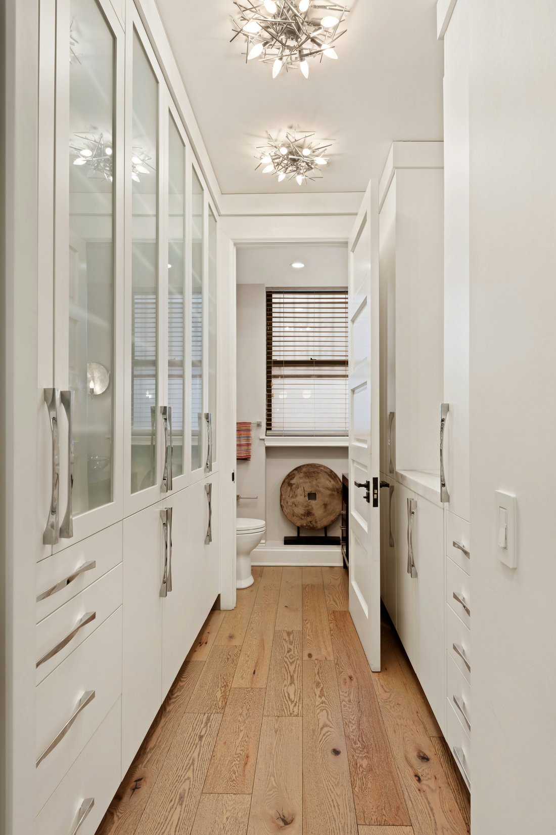 Elegantly Designed Rowhouse With Serene In New York, New York, United ...