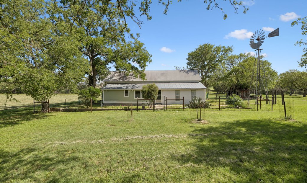 Hill Country Oasis With Scenic Live En Center Point, Texas, Estados ...