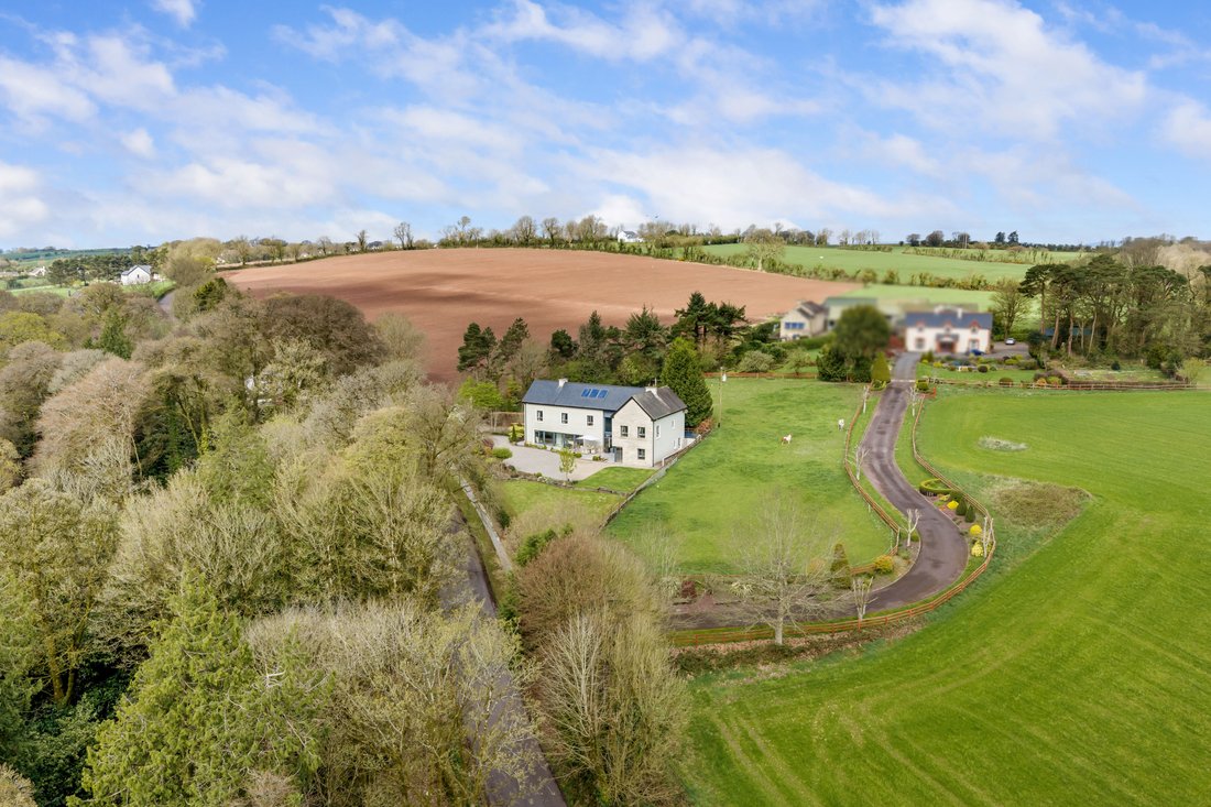 Oak Lodge In Farran Hill, County Cork, Ireland For Sale (17662151)
