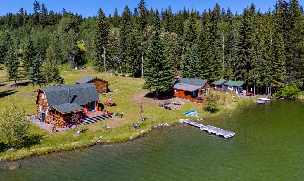 One Of A Kind Lakefront Property With 5 In Lone Butte, British Columbia ...