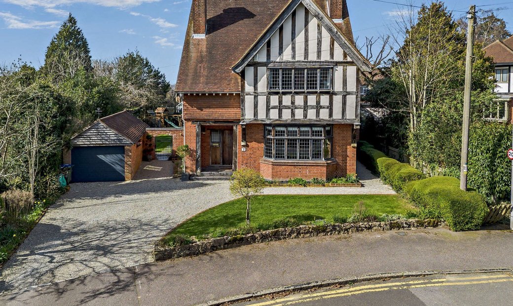 An Exceptional 'Turn Key' House Of In Sevenoaks, England, United ...