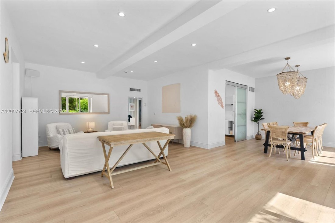 Stock Cooperative In Key Biscayne In Key Biscayne, Florida, United ...