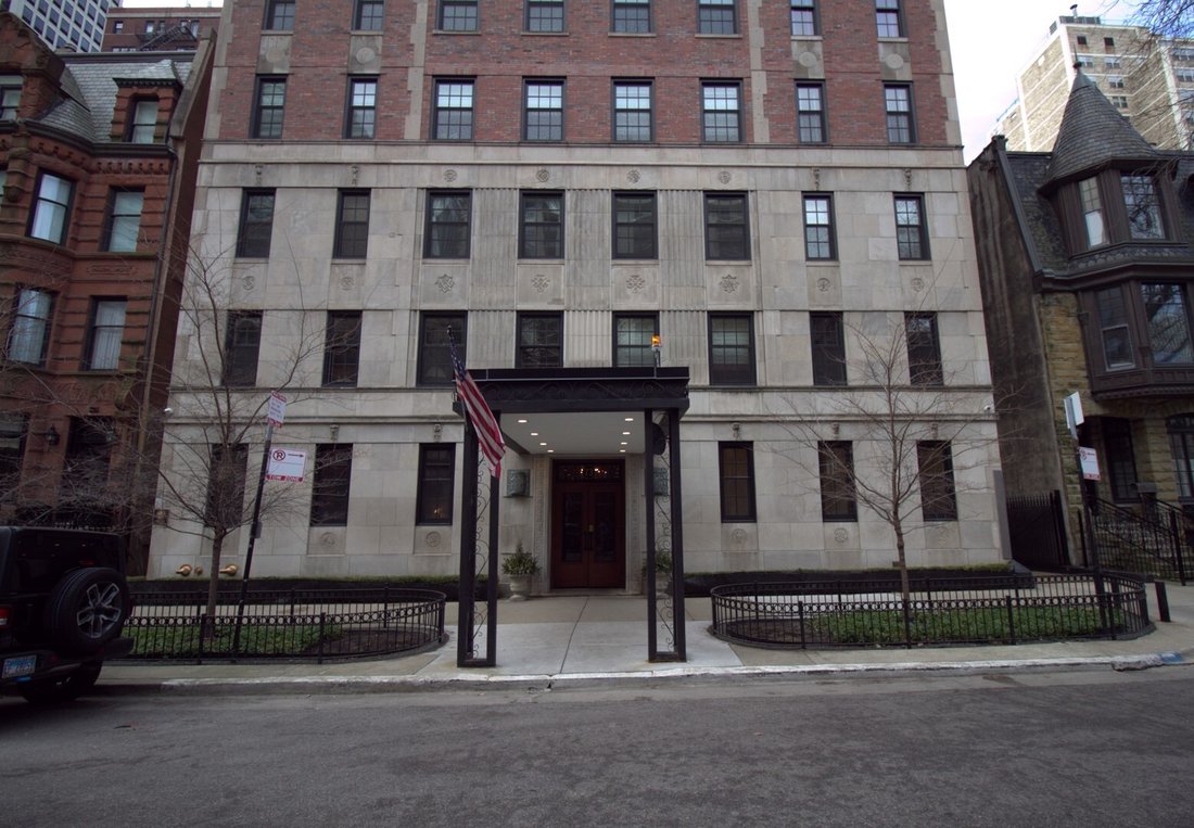 Condominium In Chicago In Chicago, Illinois, United States For Sale ...