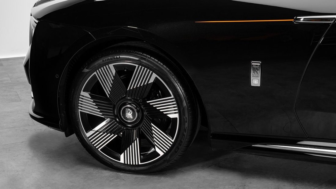 2024 Rolls Royce Spectre In Dubai, United Arab Emirates For Sale (17850154)