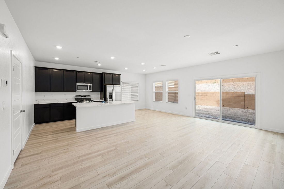 Marcia In Las Vegas, Nevada, United States For Sale (17950637)