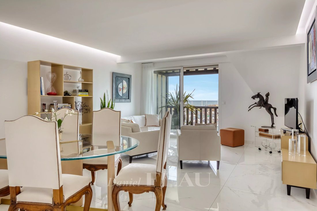 Deauville Golden Triangle – A Superb Split Level In Deauville, Normandy ...