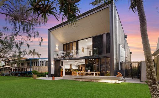 Luxury oceanfront houses for sale in Currimundi, Queensland, Australia ...