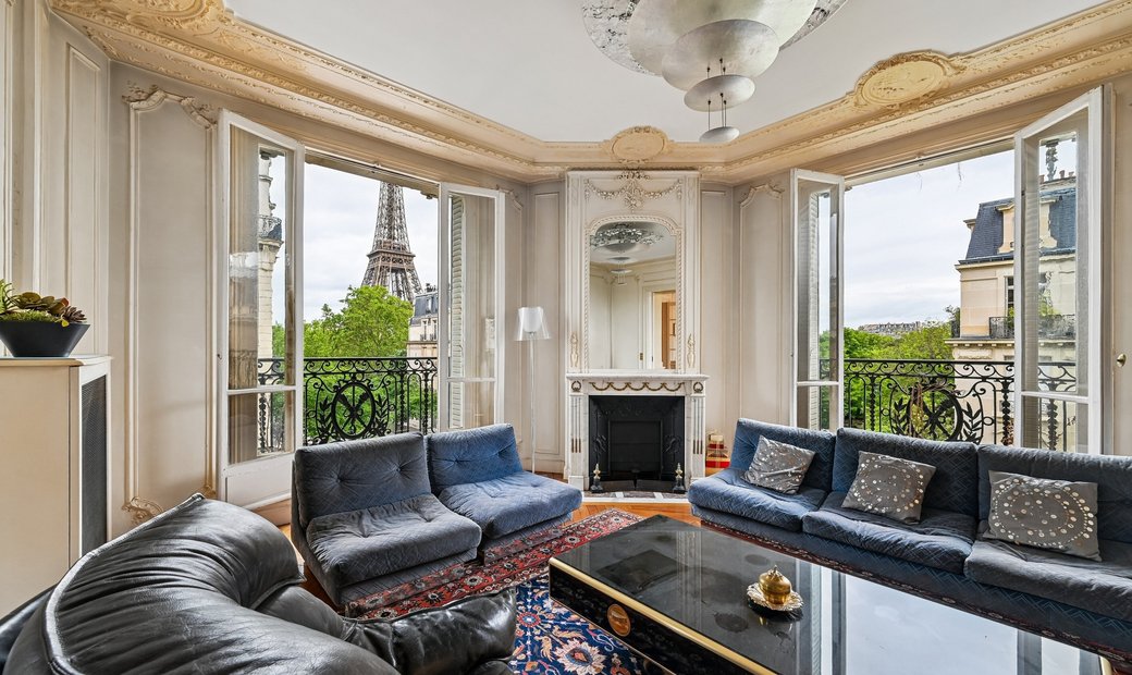 Paris 7th – Champ De Mars – Apartment With En París, Isla De Francia ...