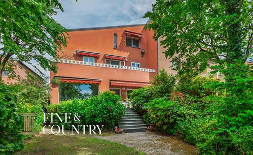Luxury modern villas for sale in Peschiera Borromeo, Lombardy, Italy ...